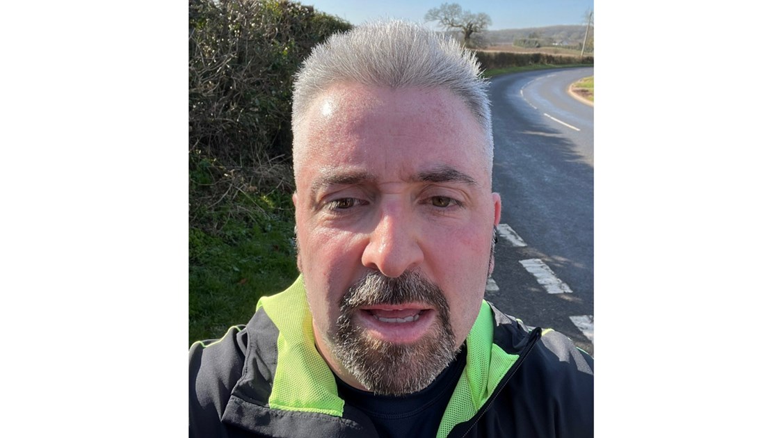 Simon Pearson is fundraising for Acorns Children's Hospice Trust