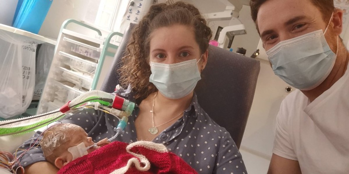 Carwyn a Bethan Evans is fundraising for Cots for Tots