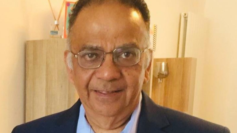 Smita Ladva is fundraising for Marie Curie