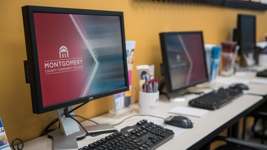 Blue Bell Student Technology Fund 2022 - JustGiving