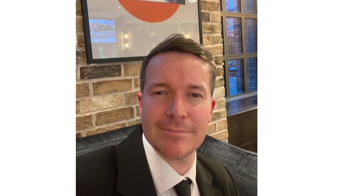 Andrew Phillips is fundraising for Macmillan Cancer Support