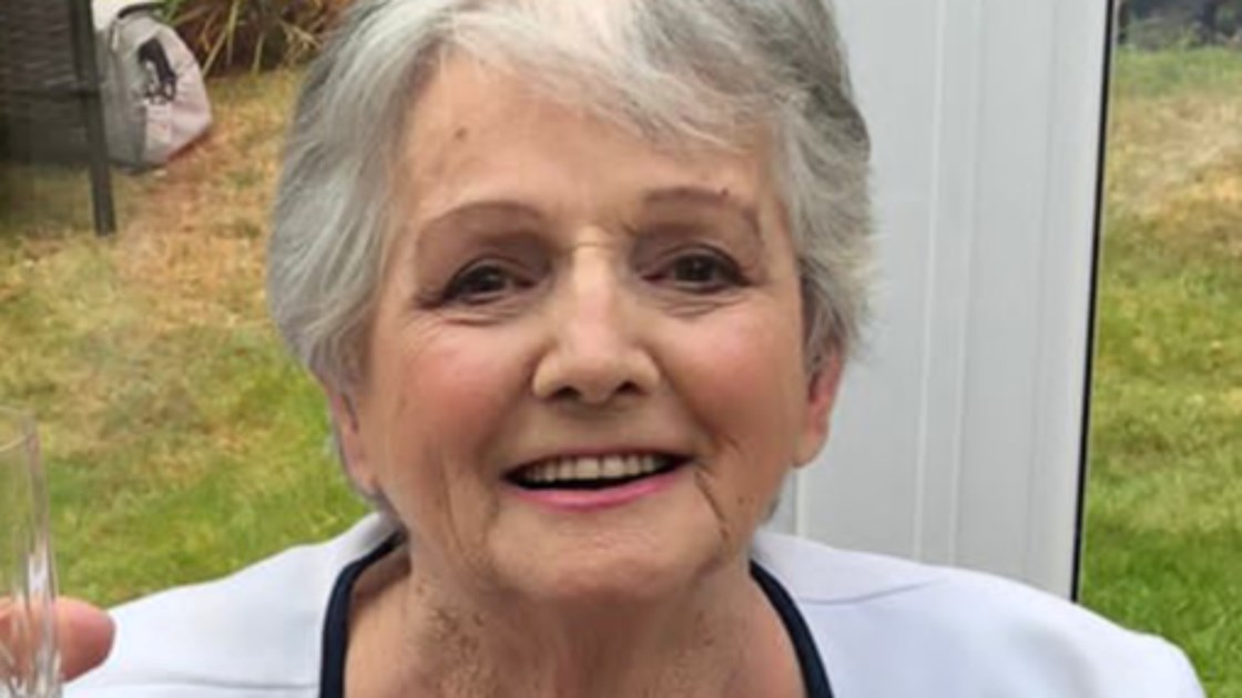 Helen Bromfield is fundraising for Alzheimer's Society