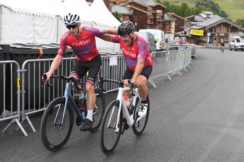 GARY LOWE is fundraising for Cure Leukaemia