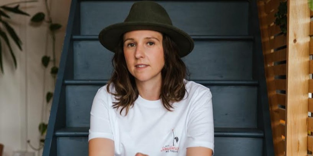 Michelle hands is fundraising for St Gemma's Hospice