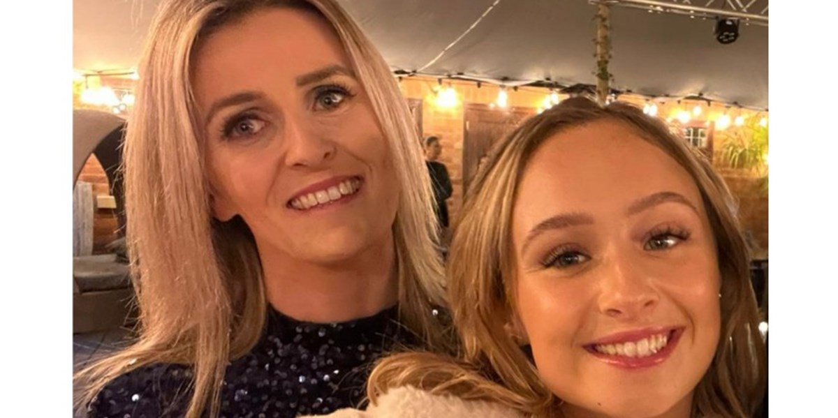 Holly Bacon is fundraising for Macmillan Cancer Support