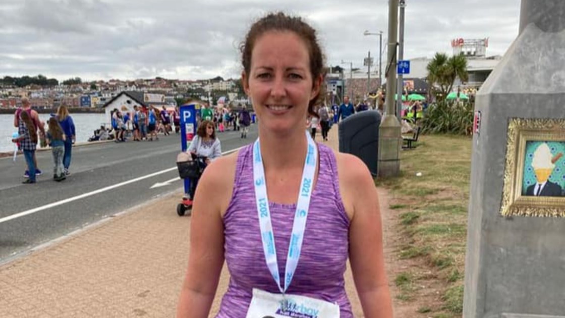 Jess Wojak is fundraising for Macmillan Cancer Support