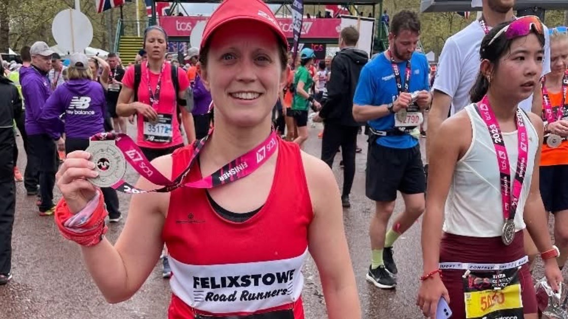 Helen Duggan is fundraising for St Elizabeth Hospice