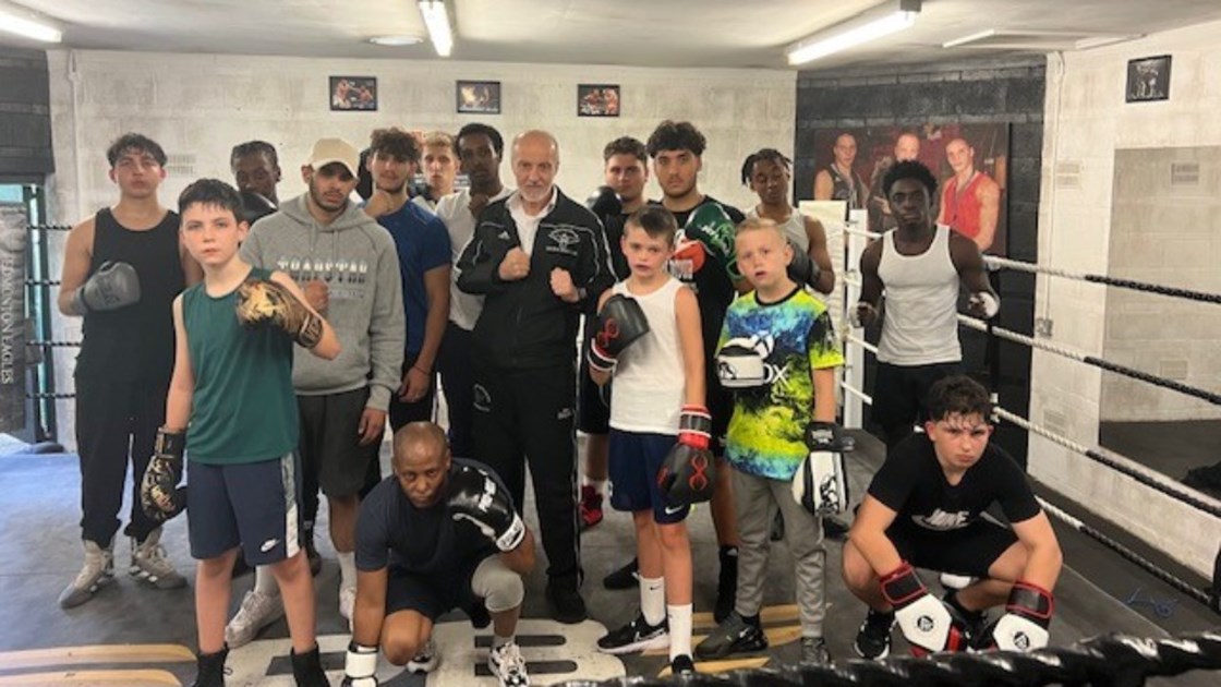 EDMONTON EAGLES AMATUEUR BOXING CLUB - Young Person Bursary - JustGiving