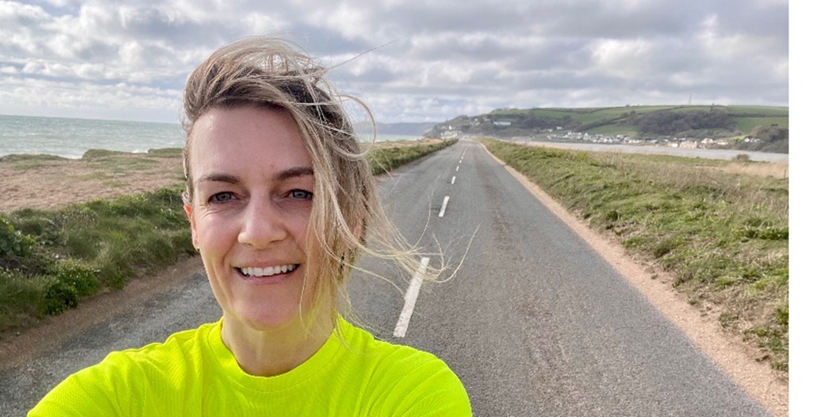 Fundraising for Veterans' Foundation and Kingsbridge Rugby Club ladies ...