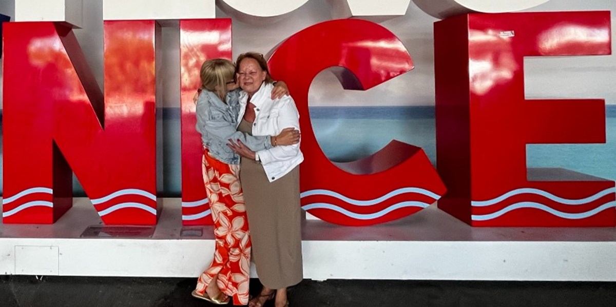 Claire Tansey is fundraising for Isabel Hospice