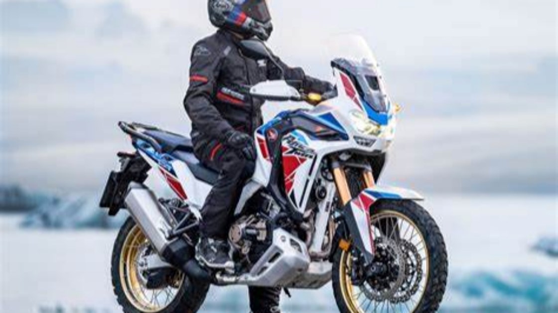 Adam Penfold is fundraising for Breast Cancer Now