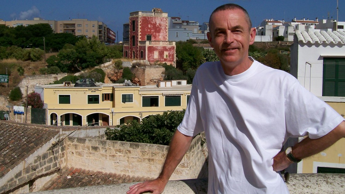 Aled Thomas is fundraising for National Autistic Society