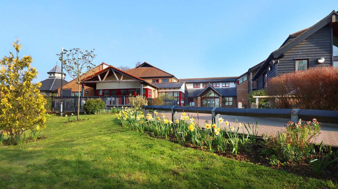 Julia Brand is fundraising for Farleigh Hospice