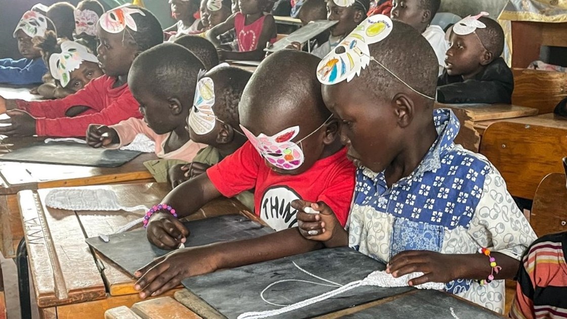 Chalk Boards for Children - Supporting Education in the slums of Nakuru ...