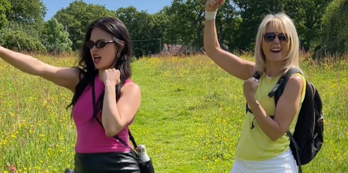 Isabella Tan is fundraising for Macmillan Cancer Support