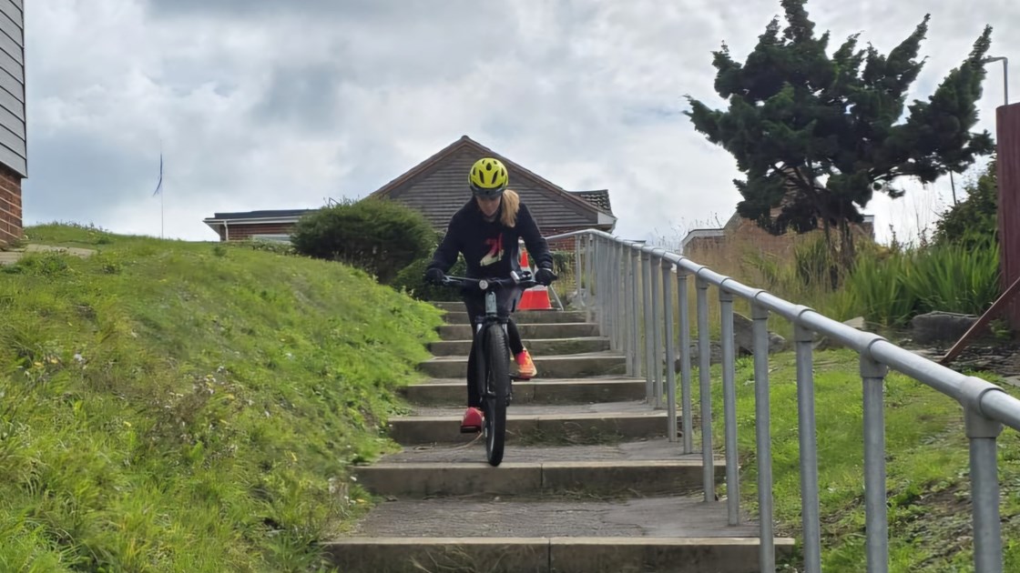 Lara Evans is fundraising for Southern Hospice Group