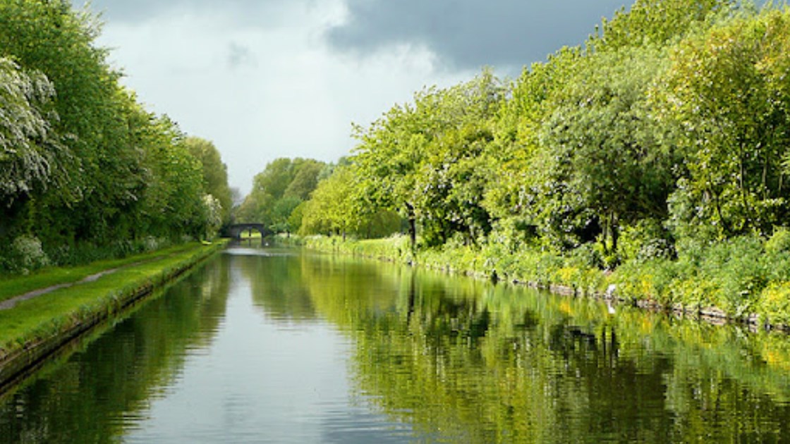 Mark Meakin is fundraising for Crisis