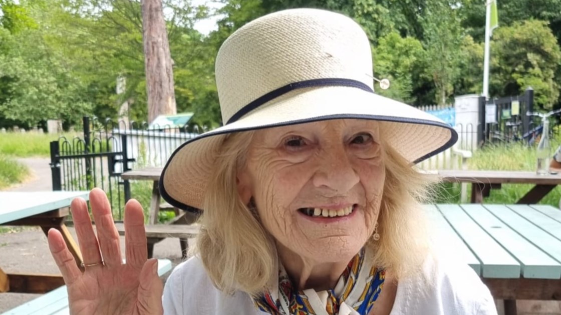 Jenny Knott is fundraising for British Heart Foundation