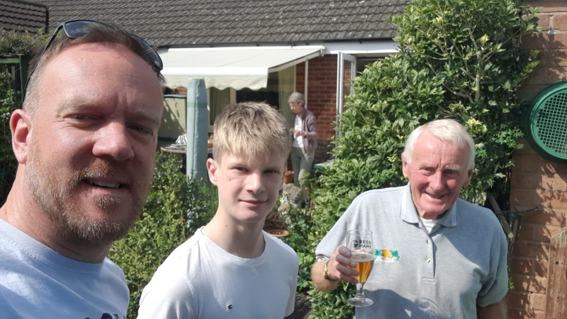 Simon Vickers is fundraising for The Myton Hospices