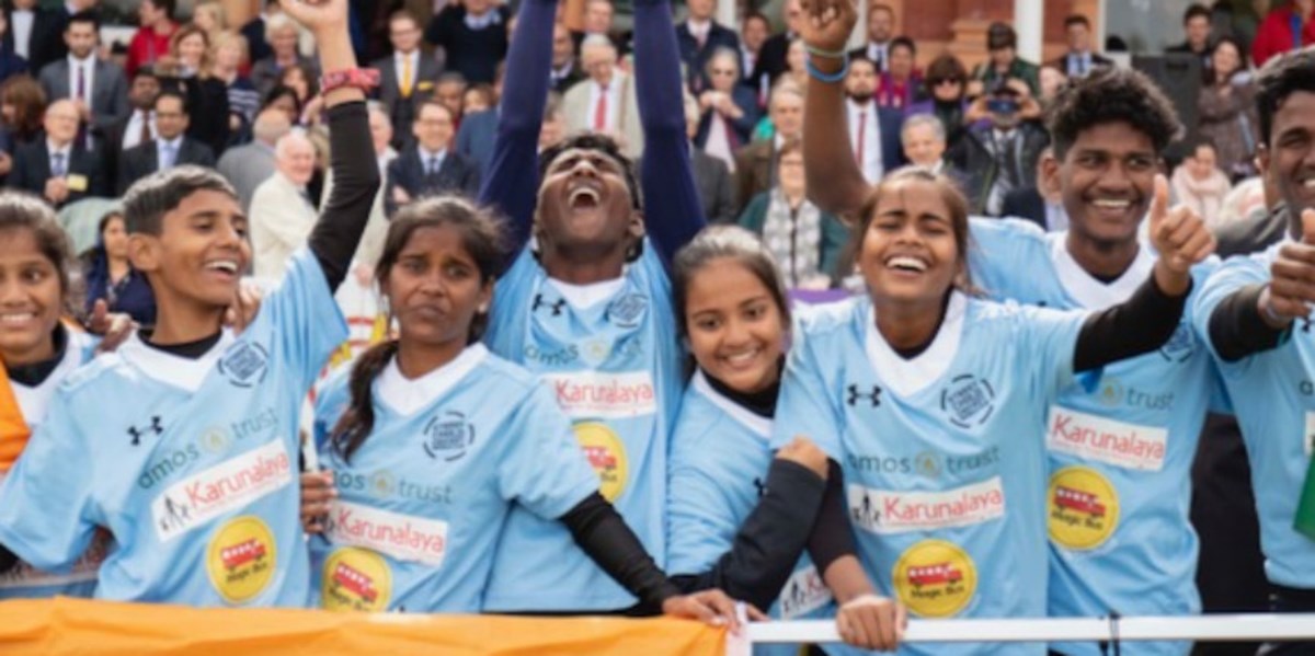 niul dillon hatcher is fundraising for Street Child