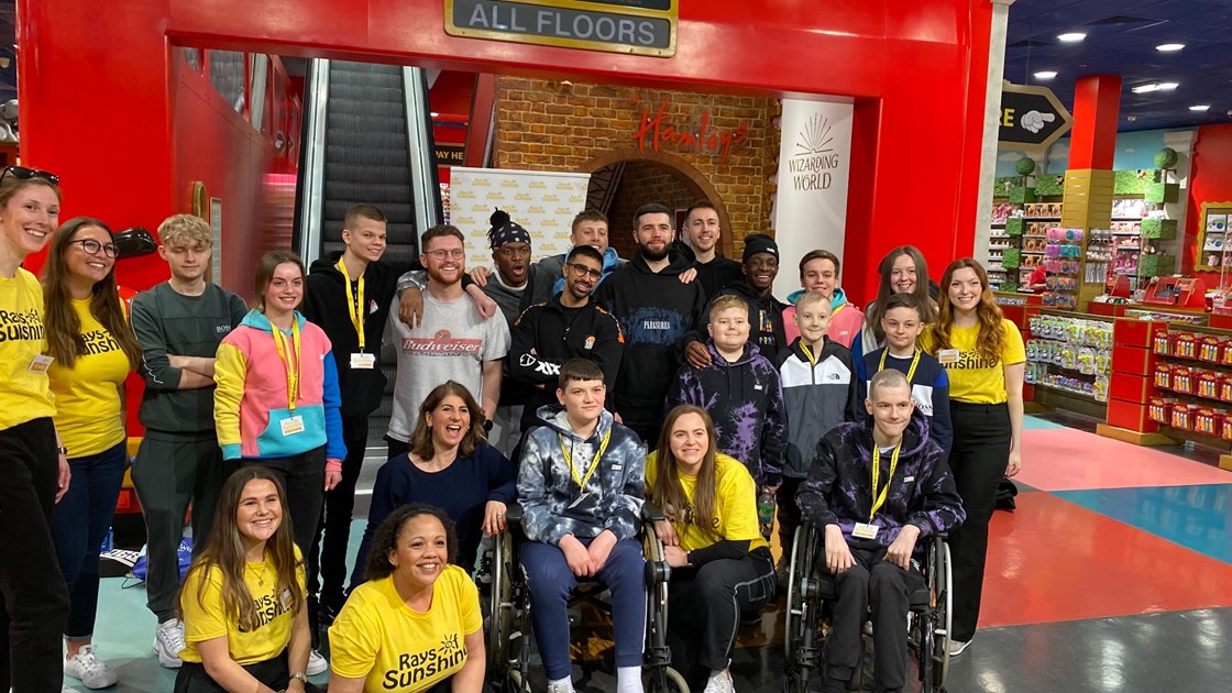 Vienna Hayers is fundraising for Rays of Sunshine