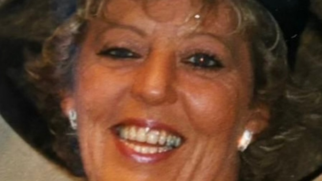 Carley Motley is fundraising for Blythe House Hospice