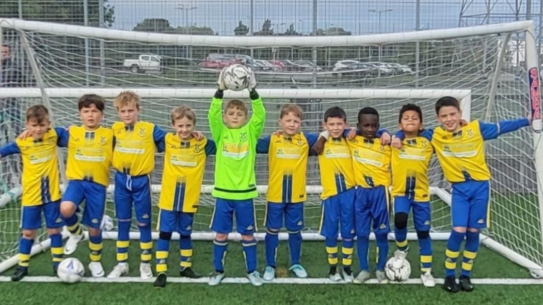 Shelf Juniors Yellows sponsored 10K walk - JustGiving