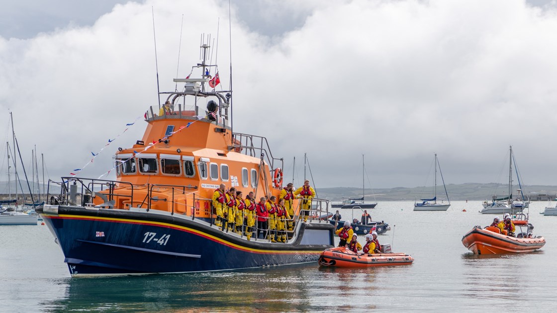 Holyhead RNLI is fundraising for RNLI - Royal National Lifeboat Institution