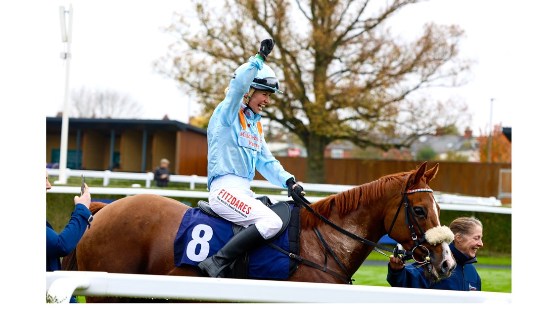 Eleanor Wellesley is fundraising for Macmillan Cancer Support