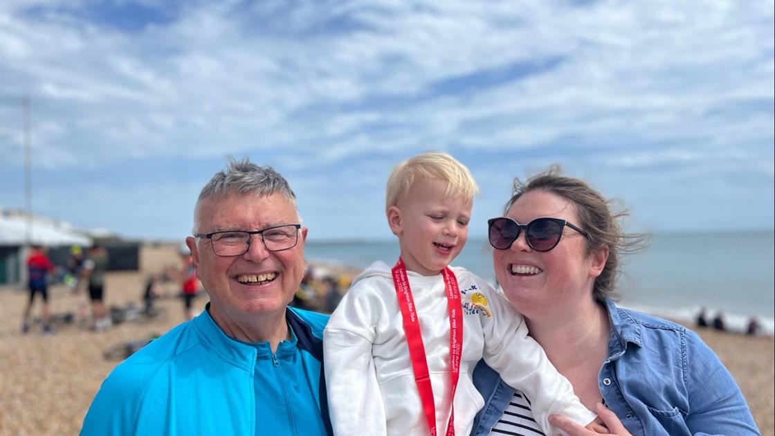 Sarah Hetherington is fundraising for Roy Castle Lung Cancer Foundation