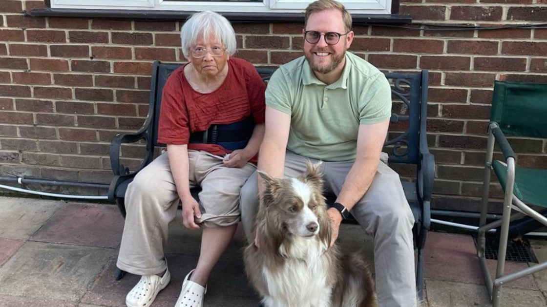 Jonathan Capanda is fundraising for Alzheimer's Research UK