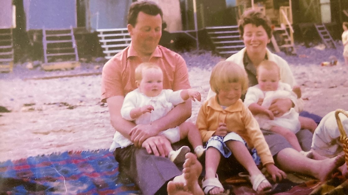 Susan Quick is fundraising for Encephalitis International